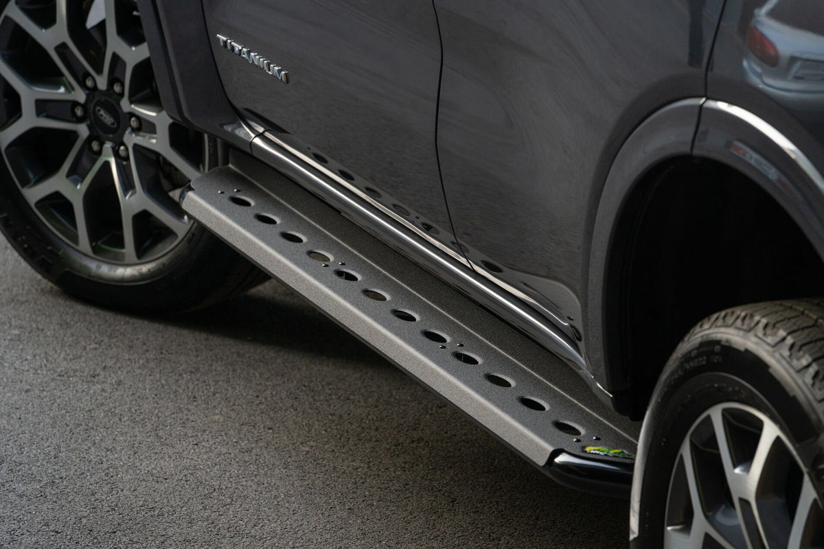 FORD EVEREST 2022+ STEEL SIDE STEPS – Campnsea